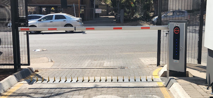 BoomGate 6m Genius Rapid Spike Traffic Barrier Boom Gate – SecureRite